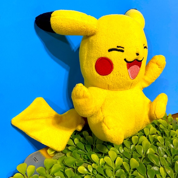 Pokemon | Toys | Pokmon Tomy Nintendo Vtg Pikachu Laughing Plush ...